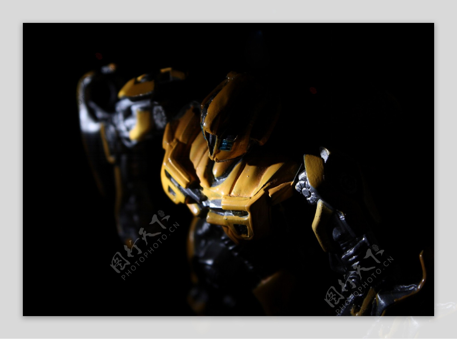 大黄蜂变形金刚图片素材-编号04996652-图行天下